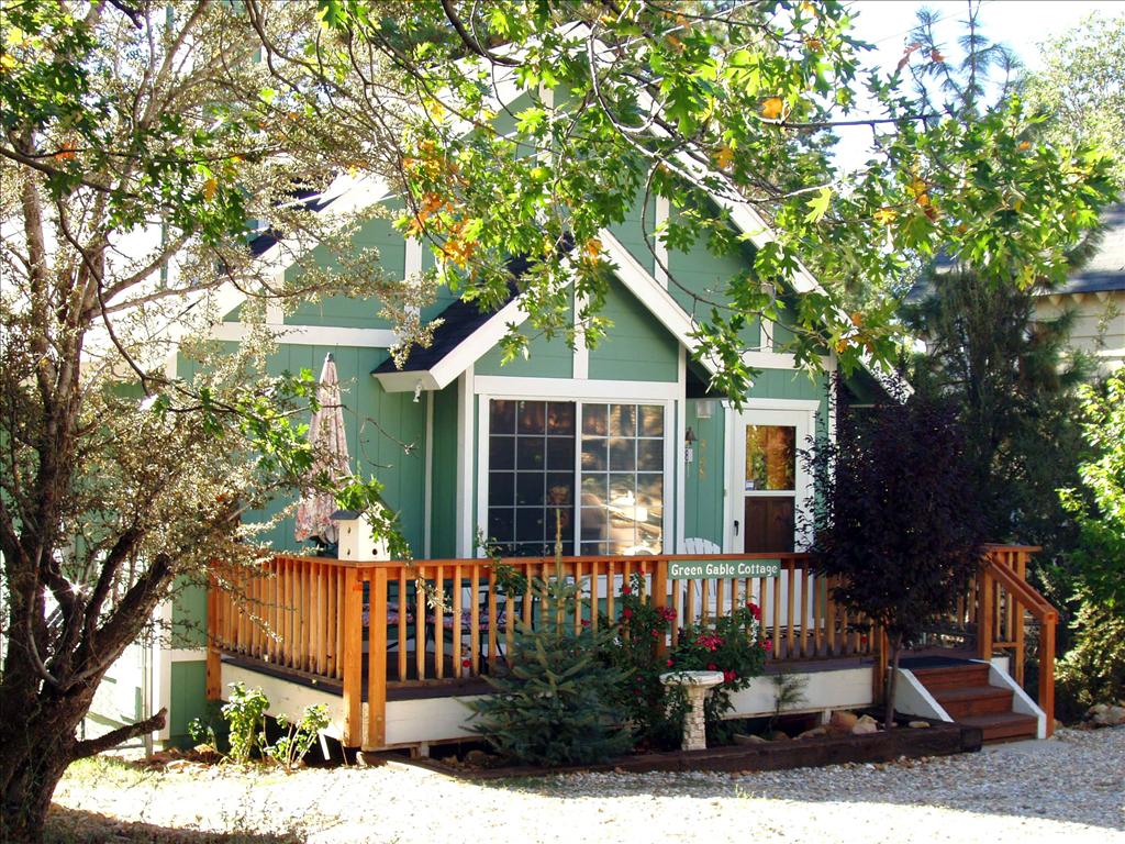 Green Gable Cottage - GreenGableCottage.com